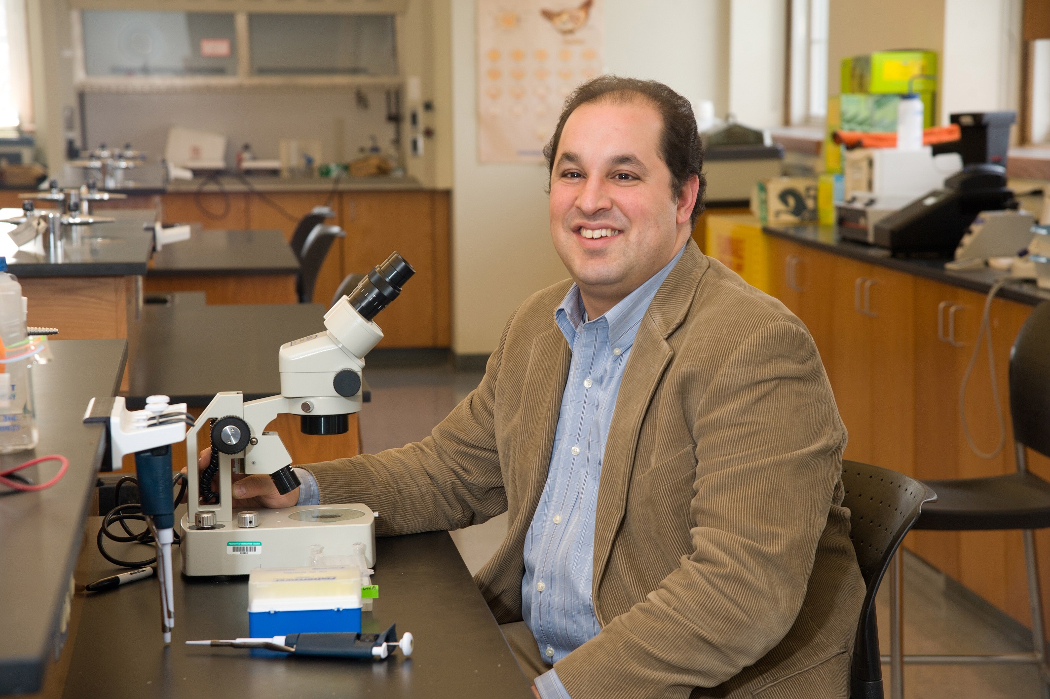 Mount Professor James Fabrizio Awarded Grant from National Institutes ...